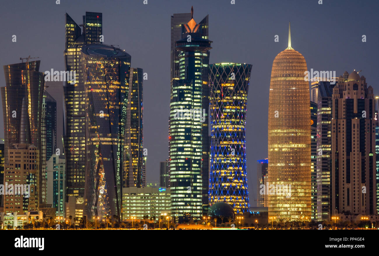 Doha skyline qatar hi-res stock photography and images - Alamy