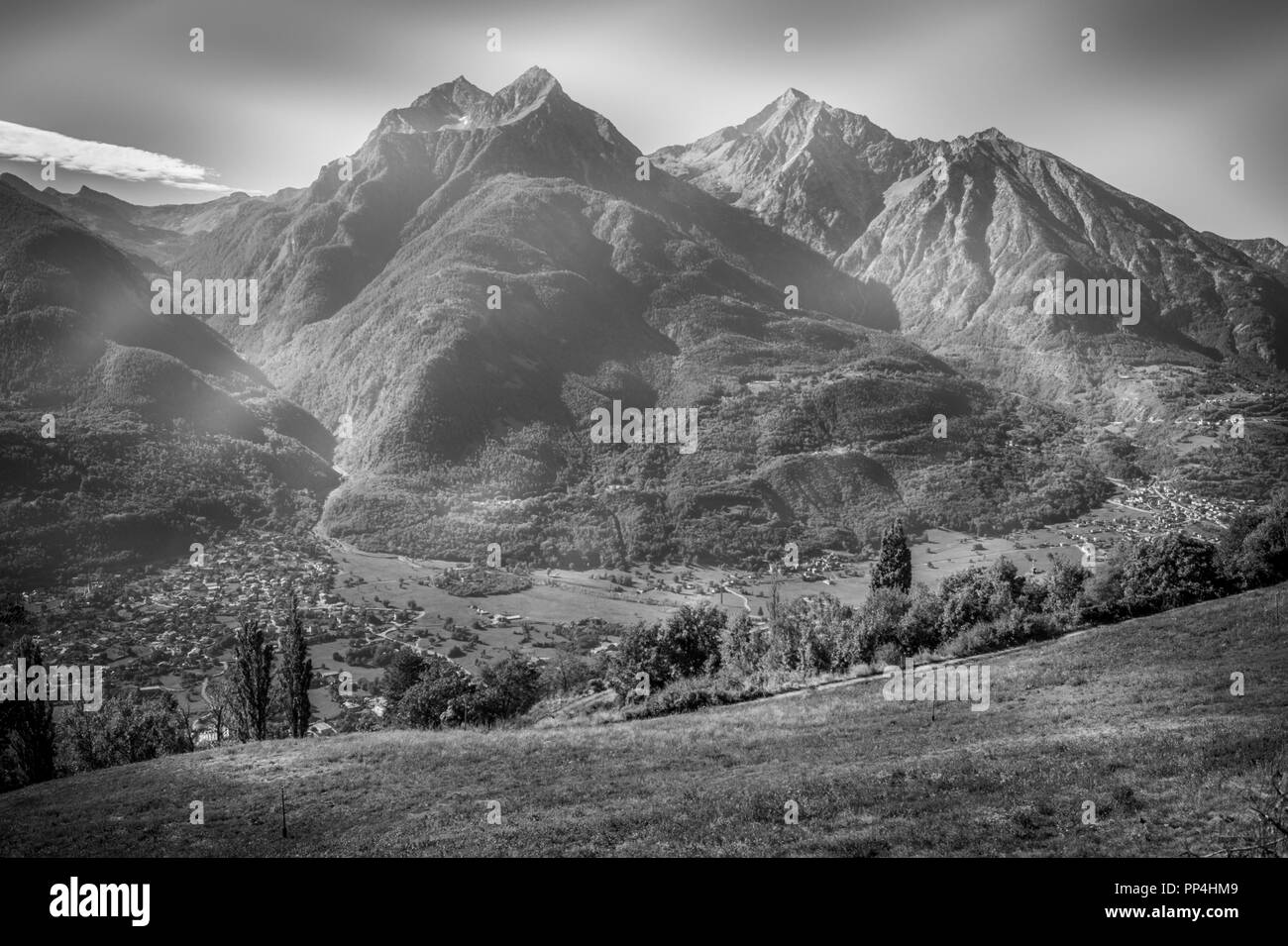 Landscape, mountain panorama, last days of summer Stock Photo - Alamy
