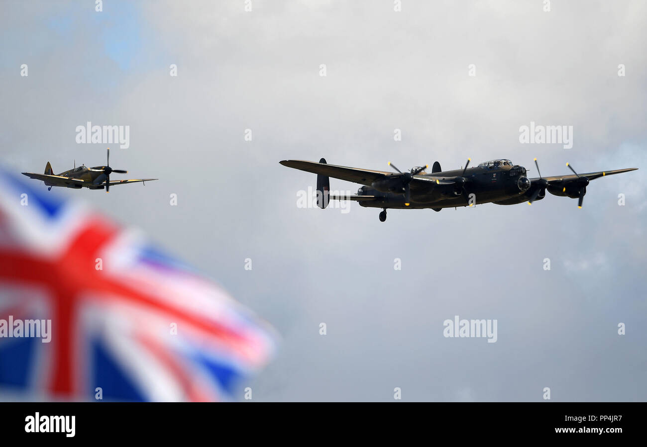 A Spitfire and Avro Lancaster Bomber from the Battle of Britain ...