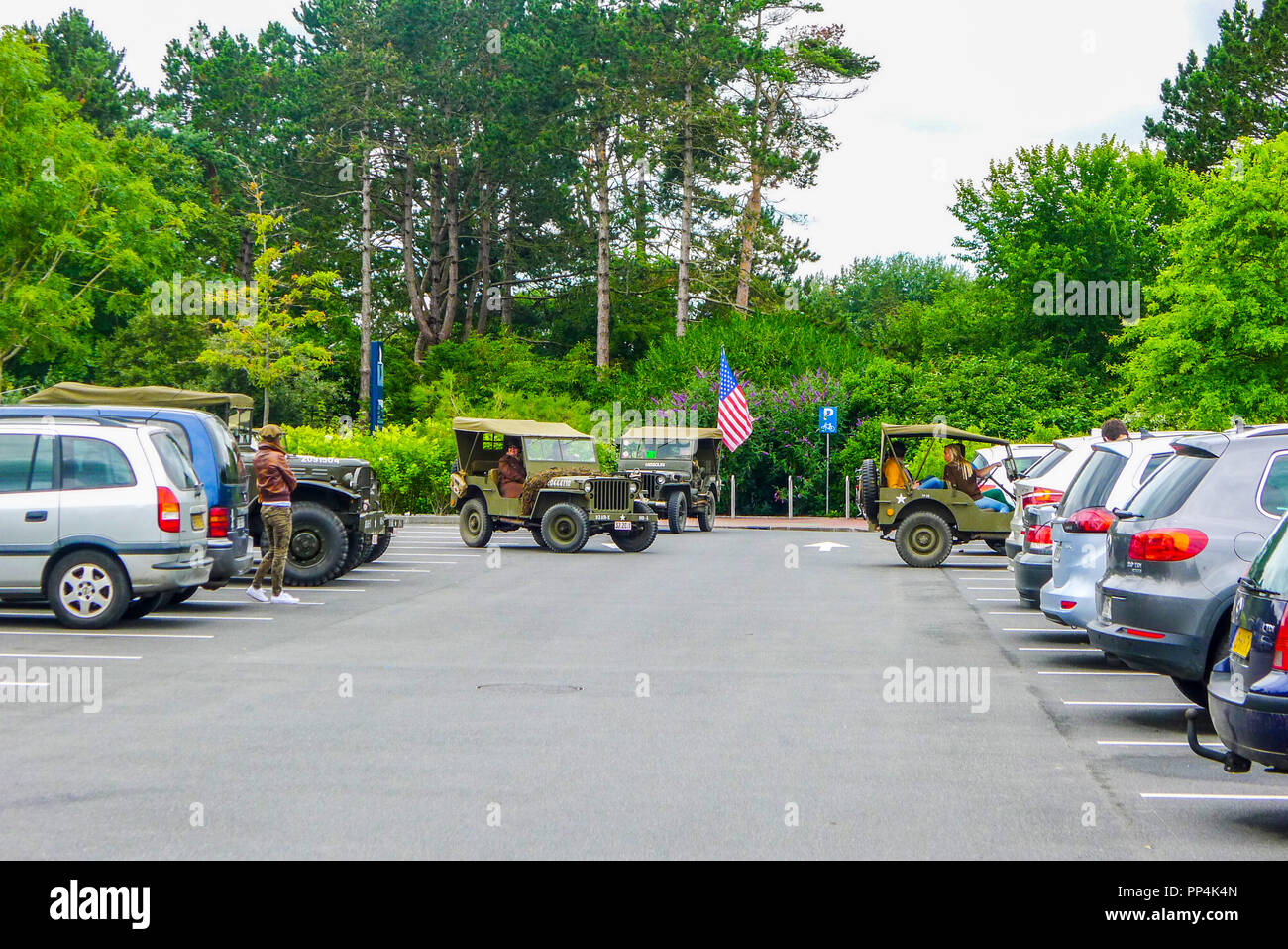 Civilian carpark army car hi-res stock photography and images - Alamy