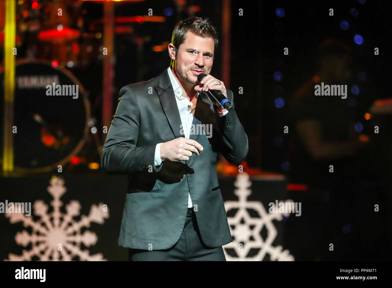 98 degrees band hi-res stock photography and images - Alamy