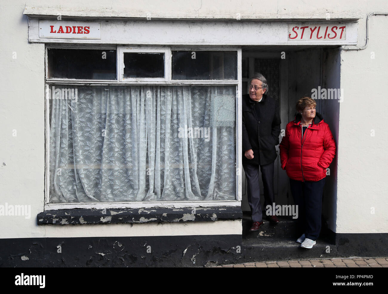 People gather for the unveiling of a statue of late country singer Big ...