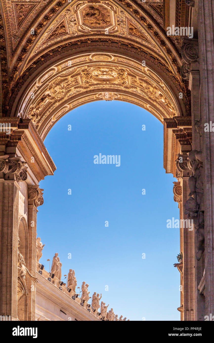 Architectural detail of colonnade in Vatican - Rome, Italy Stock Photo ...