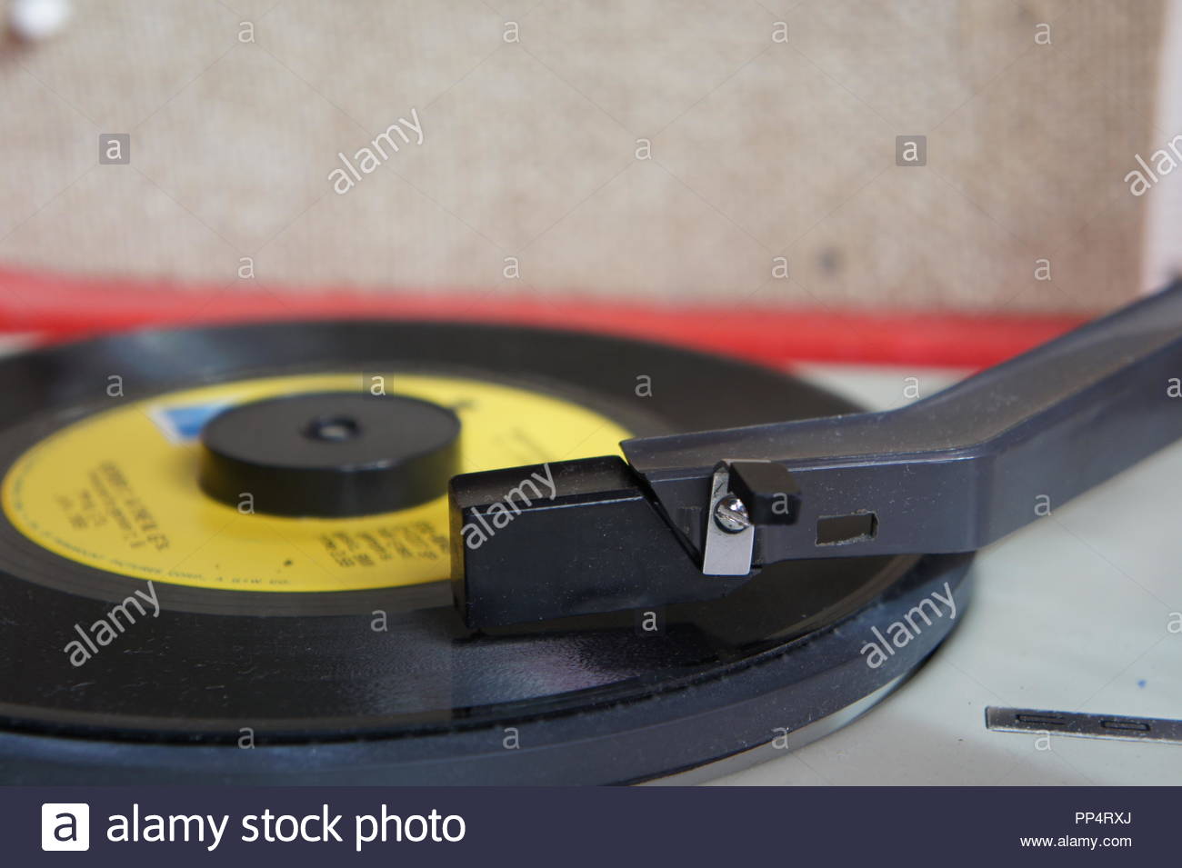 Vintage Vinyl Player High Resolution Stock Photography and Images - Alamy