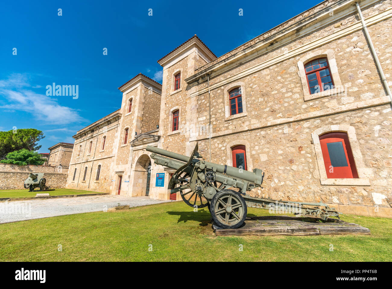 Castillo de San Fernando(Sant Ferran Castle) Military fortress built in ...