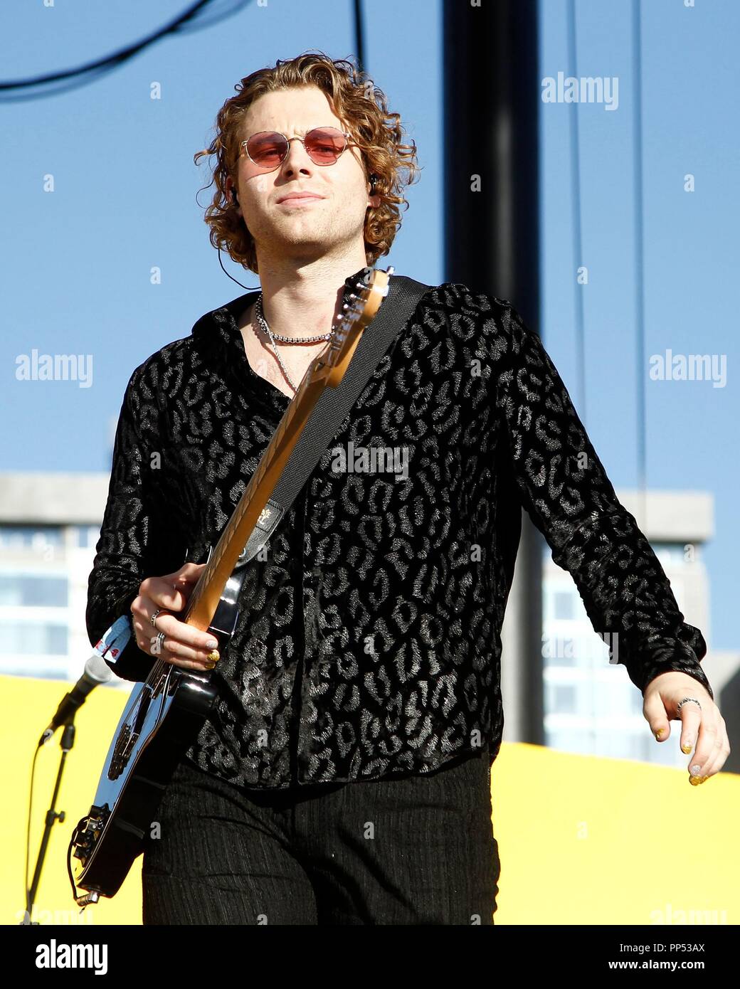 Las Vegas, NV, USA. 22nd Sep, 2018. Luke Hemmings of 5 Seconds of ...