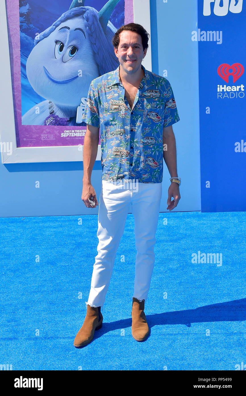 2 broke girls hi-res stock photography and images - Alamy