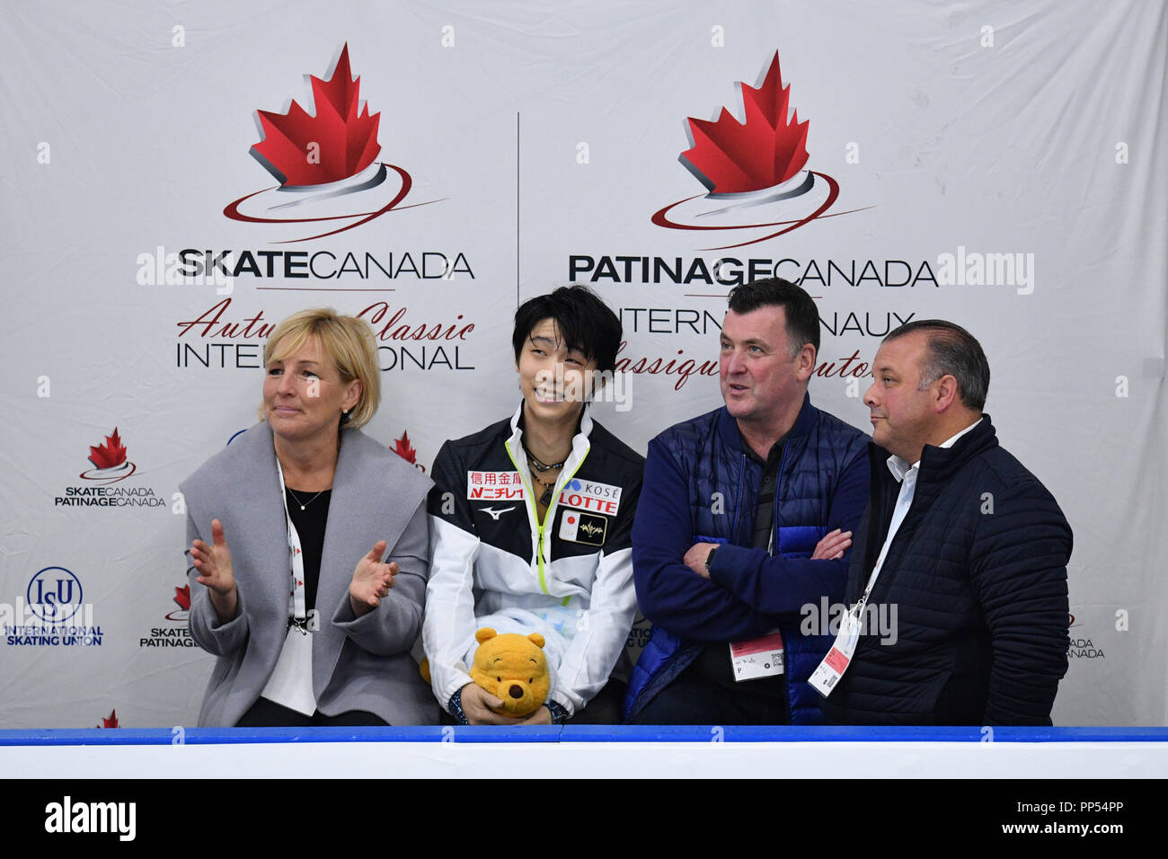 (L-R) Tracy Wilson, Yuzuru Hanyu (JPN), Brian Orser, Ghislain Briand ...