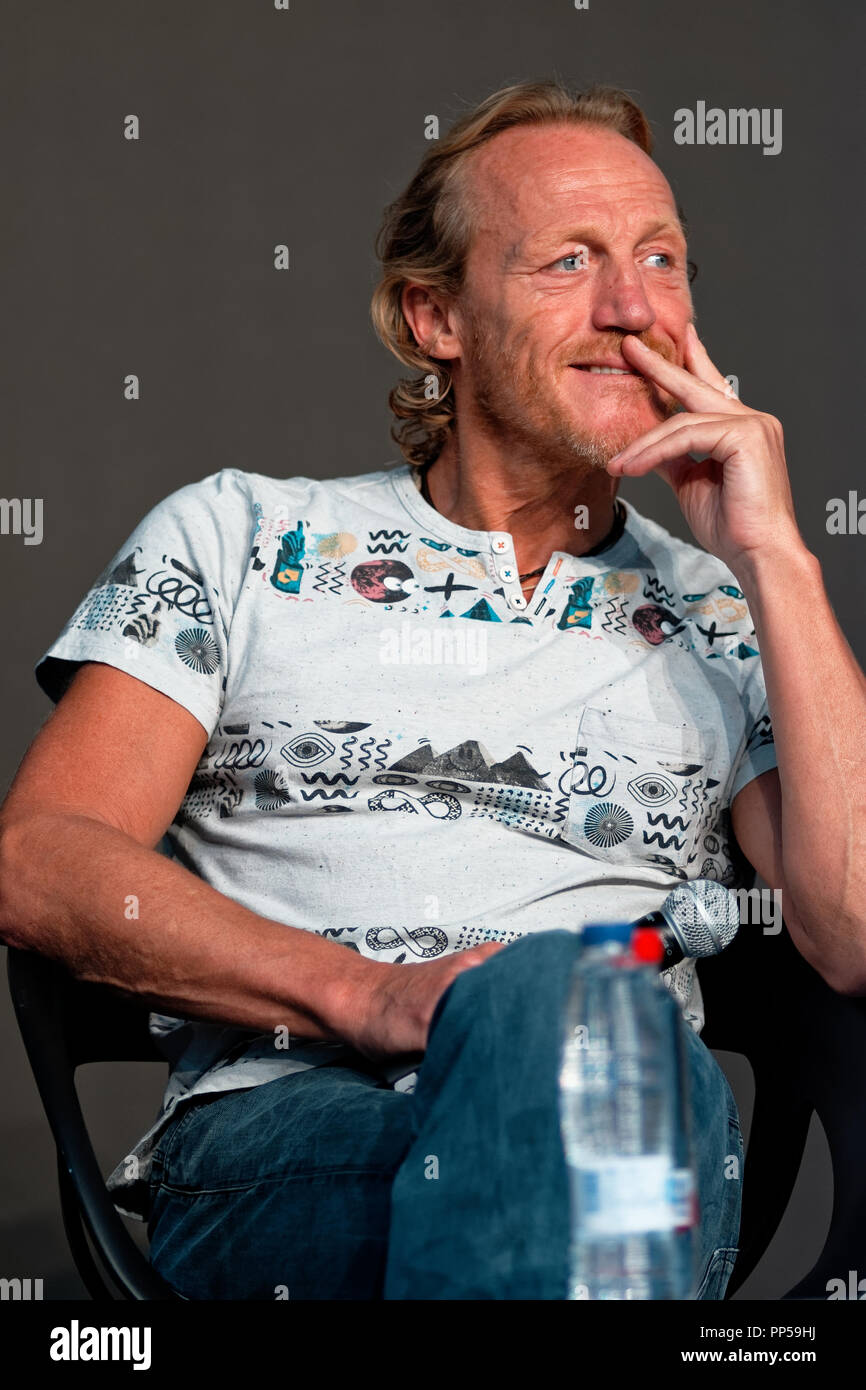 Actor jerome flynn hi-res stock photography and images - Alamy