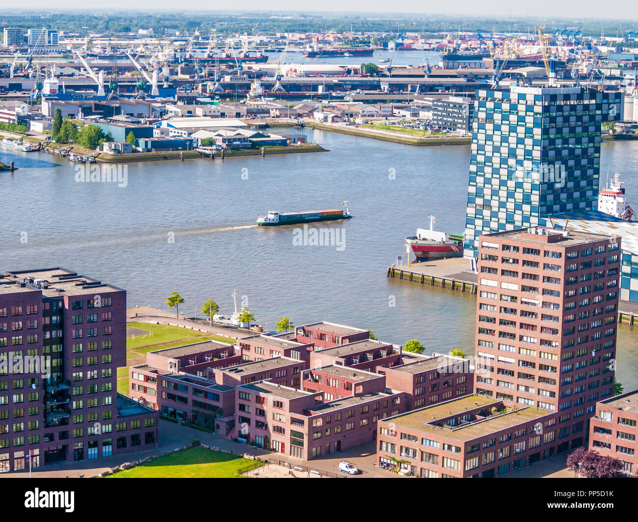 panoramic view of a part of Rotterdam with its canals and buildings ...