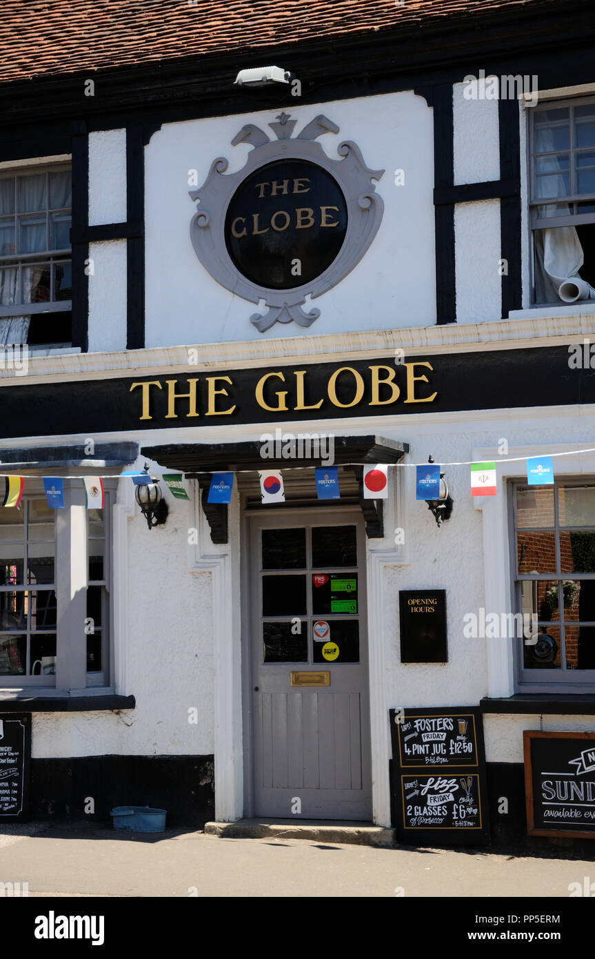 Pub bore hi-res stock photography and images - Alamy