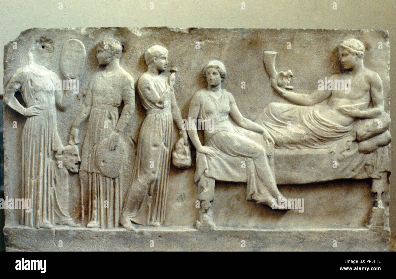 RELIEVE DE LOS ACTORES - 410 AC - ESCULTURA GRIEGA. Location: MUSEO ...