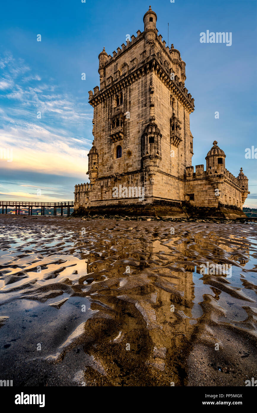 Lisbon tower hi-res stock photography and images - Alamy