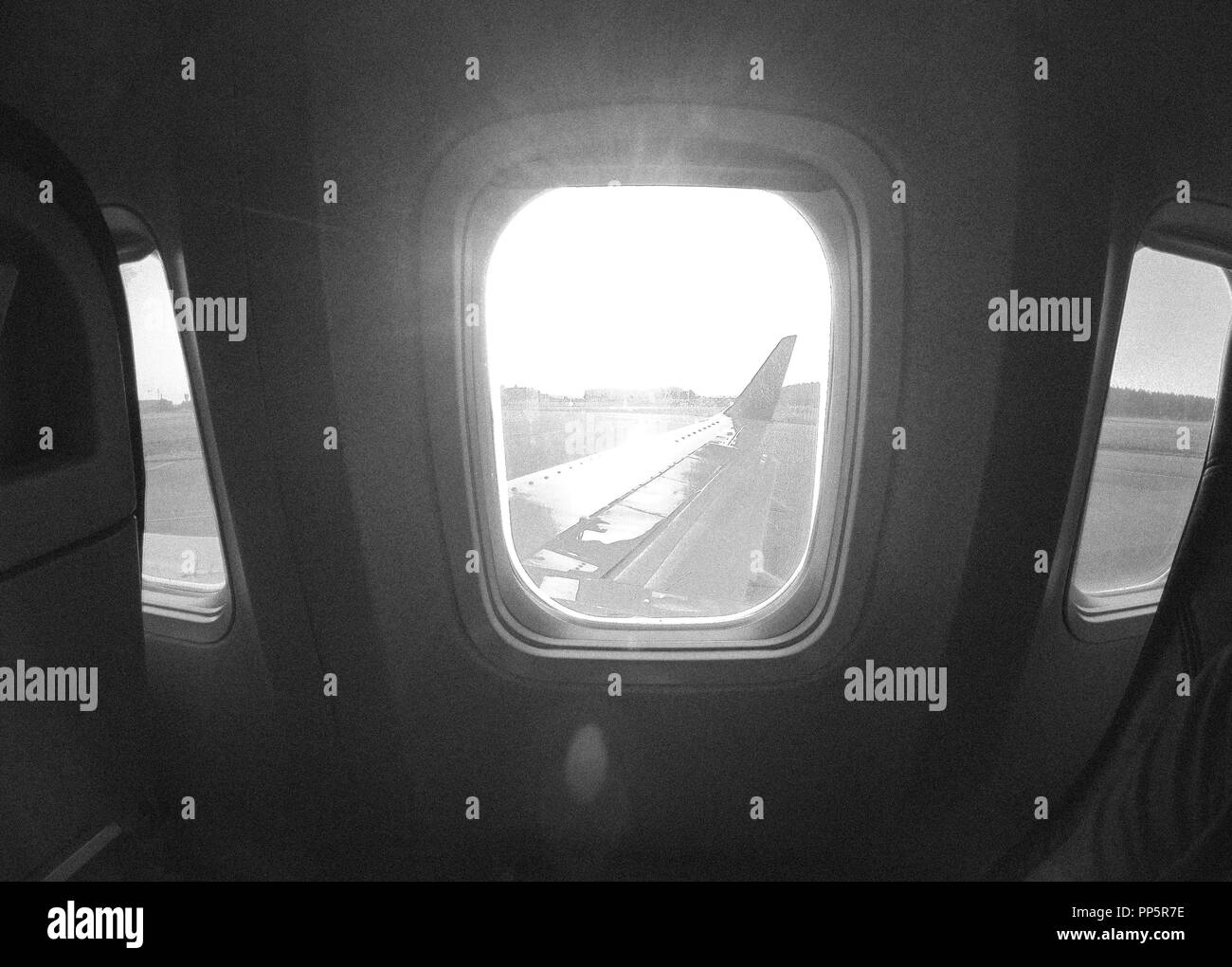 Aircraft windows airplane Black and White Stock Photos & Images - Alamy
