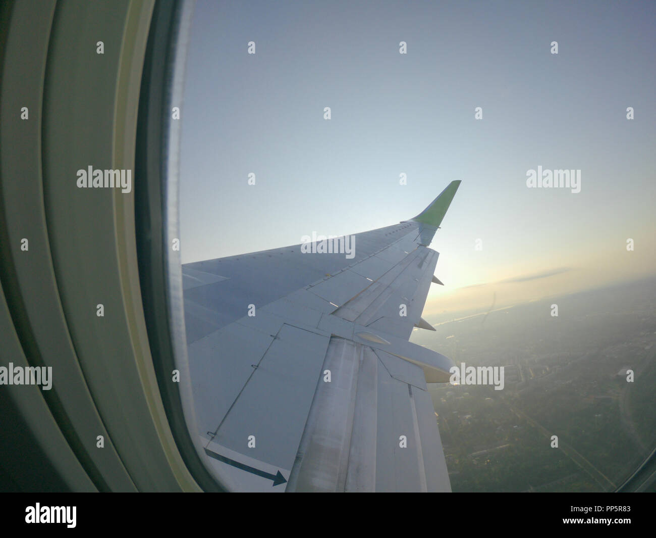 Aiplane Aircraft windows view on the wing aircraft, airlines , aviation ...