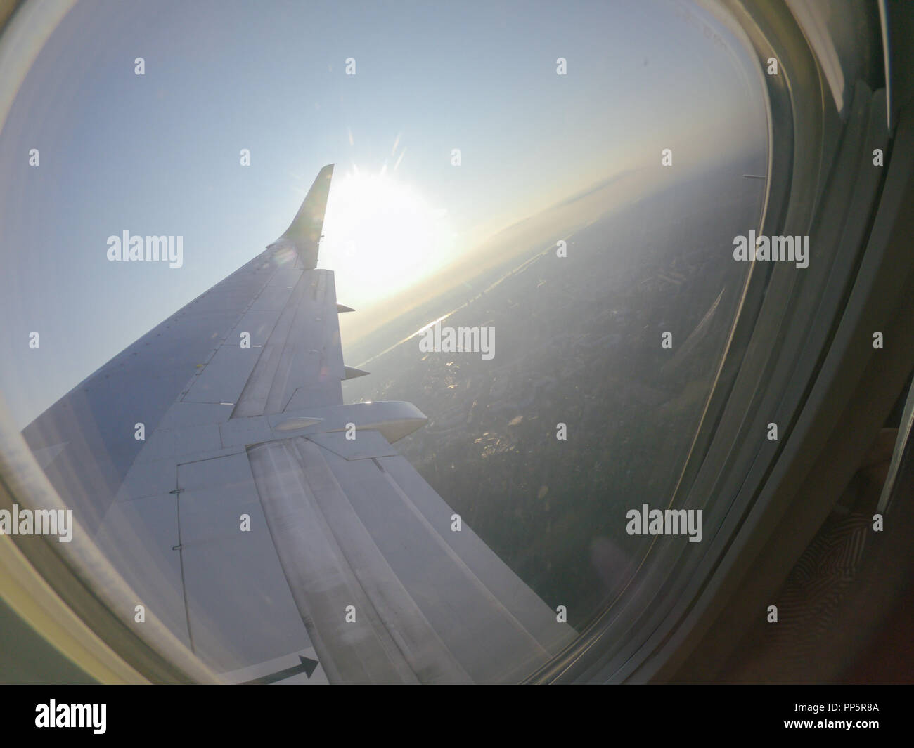 Aiplane Aircraft windows view on the wing aircraft, airlines , aviation ...