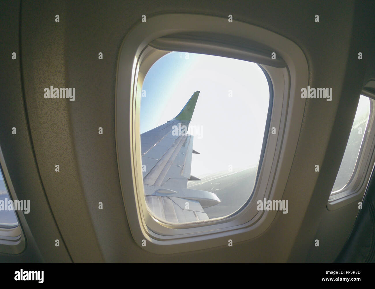 Aiplane Aircraft windows view on the wing aircraft, airlines , aviation ...