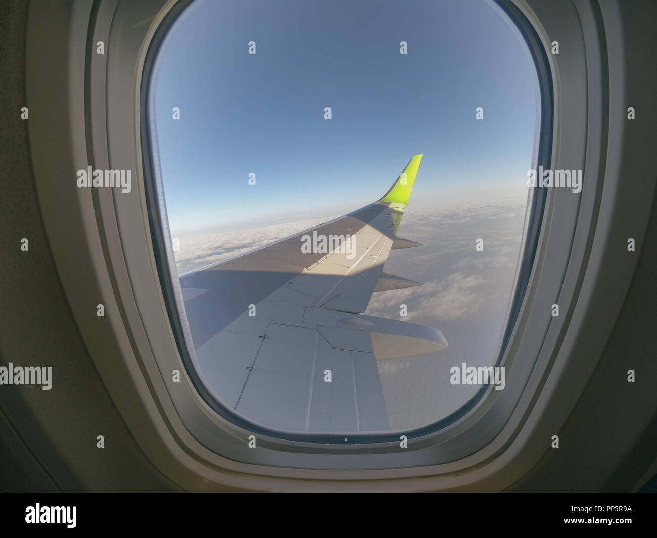Aiplane Aircraft windows view on the wing aircraft, airlines , aviation ...