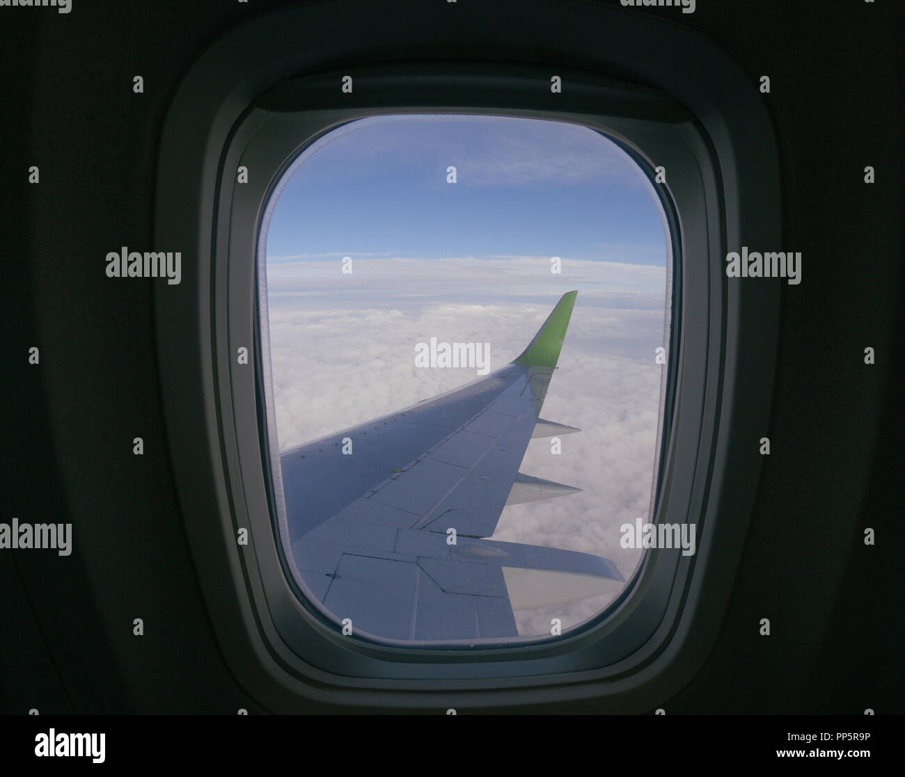 Aiplane Aircraft windows view on the wing aircraft, airlines , aviation ...