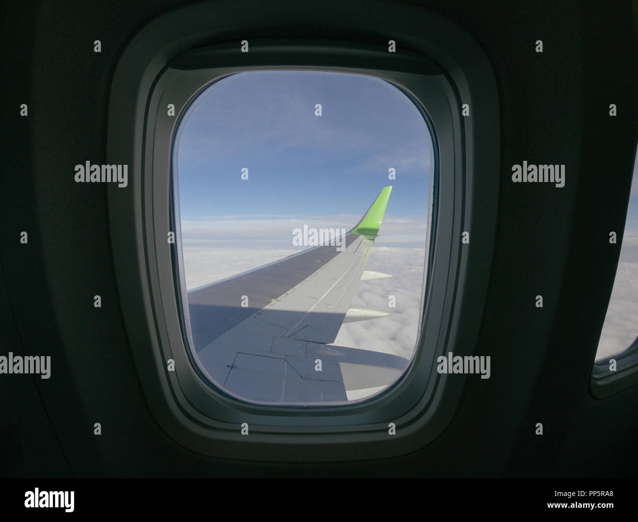 Aiplane Aircraft windows view on the wing aircraft, airlines , aviation ...