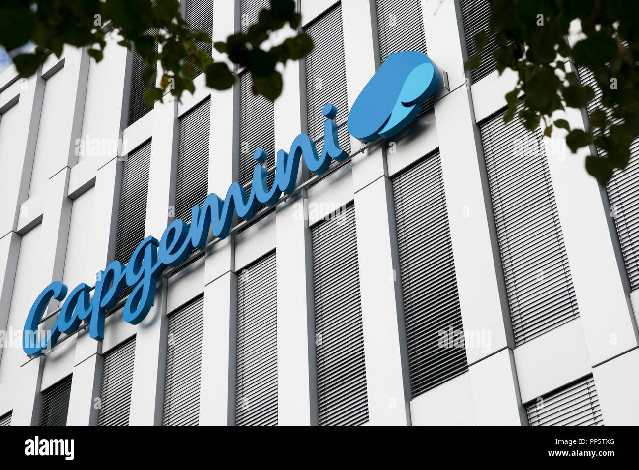Capgemini Logo