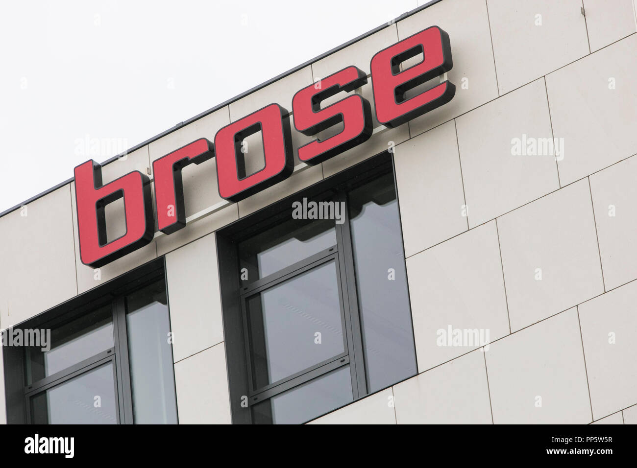 Fahrzeugteile hi-res stock photography and images - Alamy