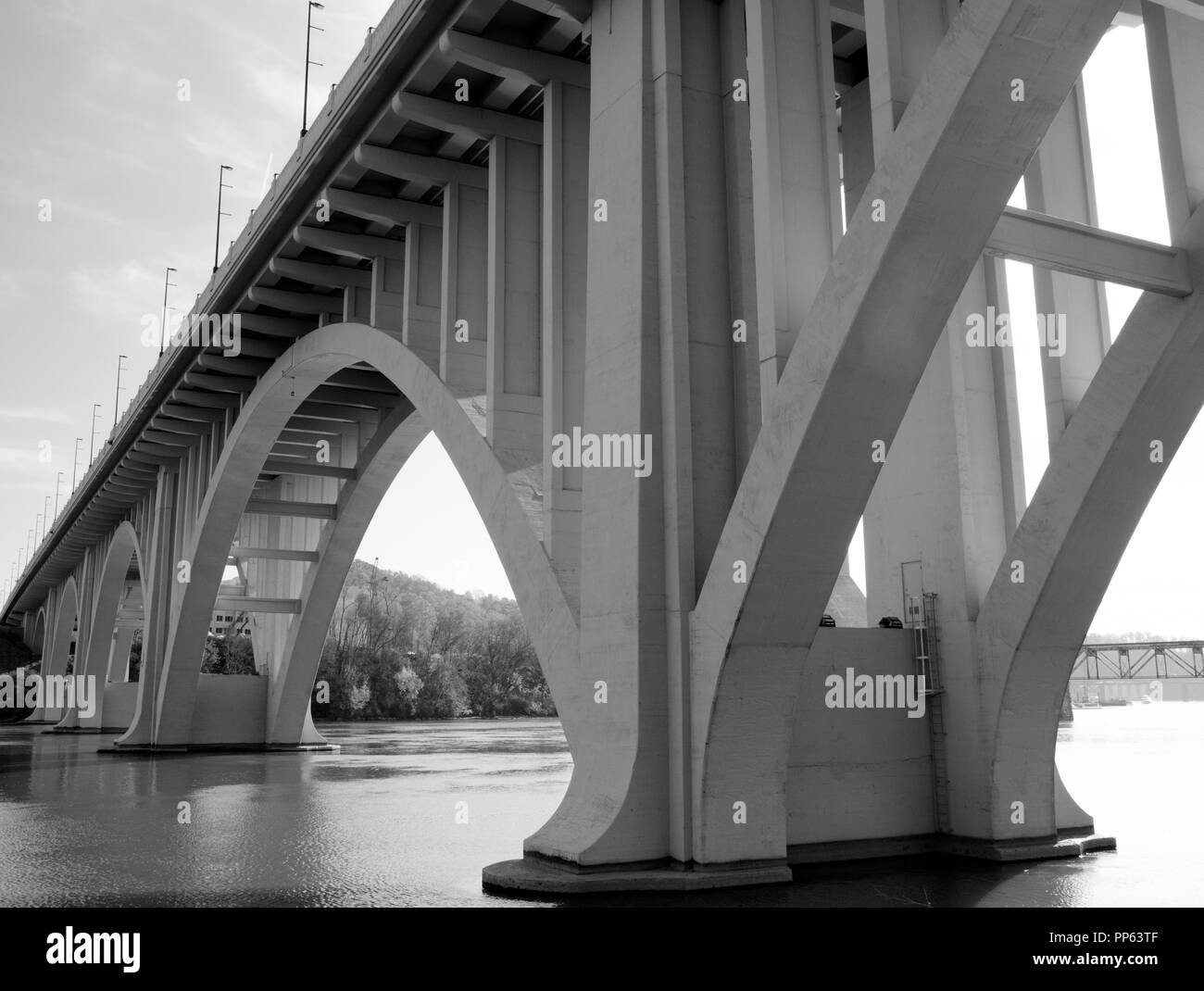 Henley bridge Black and White Stock Photos & Images - Alamy