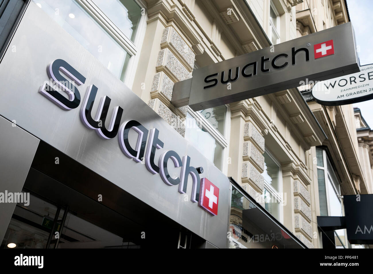 Swatch logo hi-res stock photography and images - Alamy