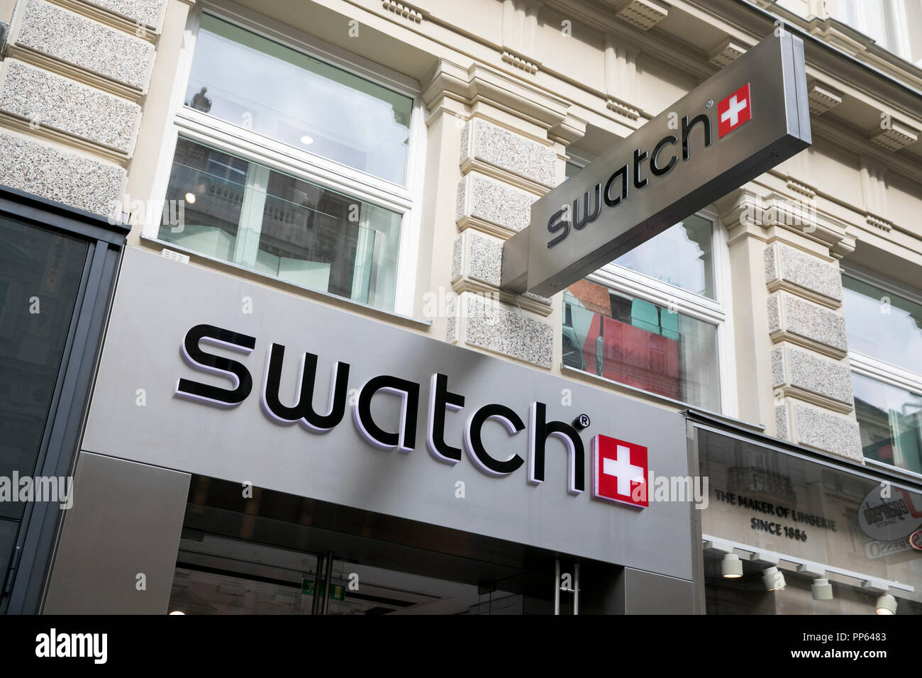 Swatch logo hi-res stock photography and images - Alamy