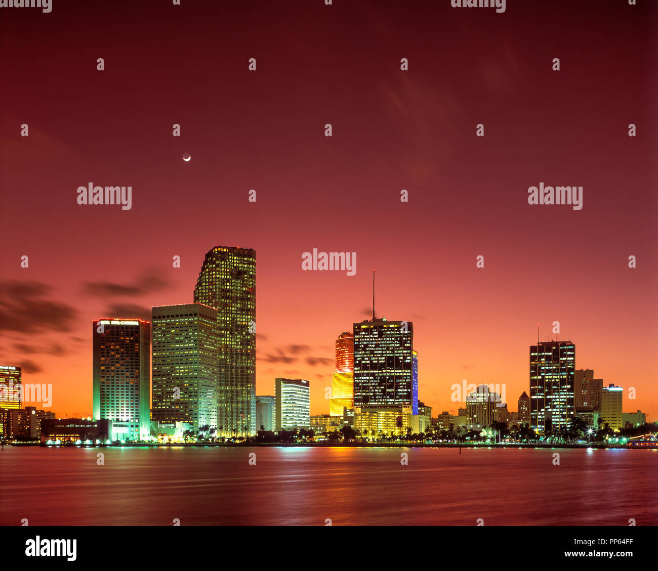 1993 HISTORICAL DOWNTOWN SKYLINE MIAMI FLORIDA USA Stock Photo - Alamy