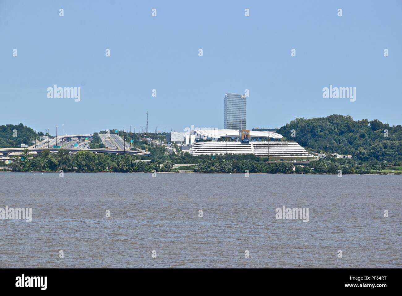 The Capital Beltway Woodrow Wilson Memorial Bridge crossing the Potomac ...