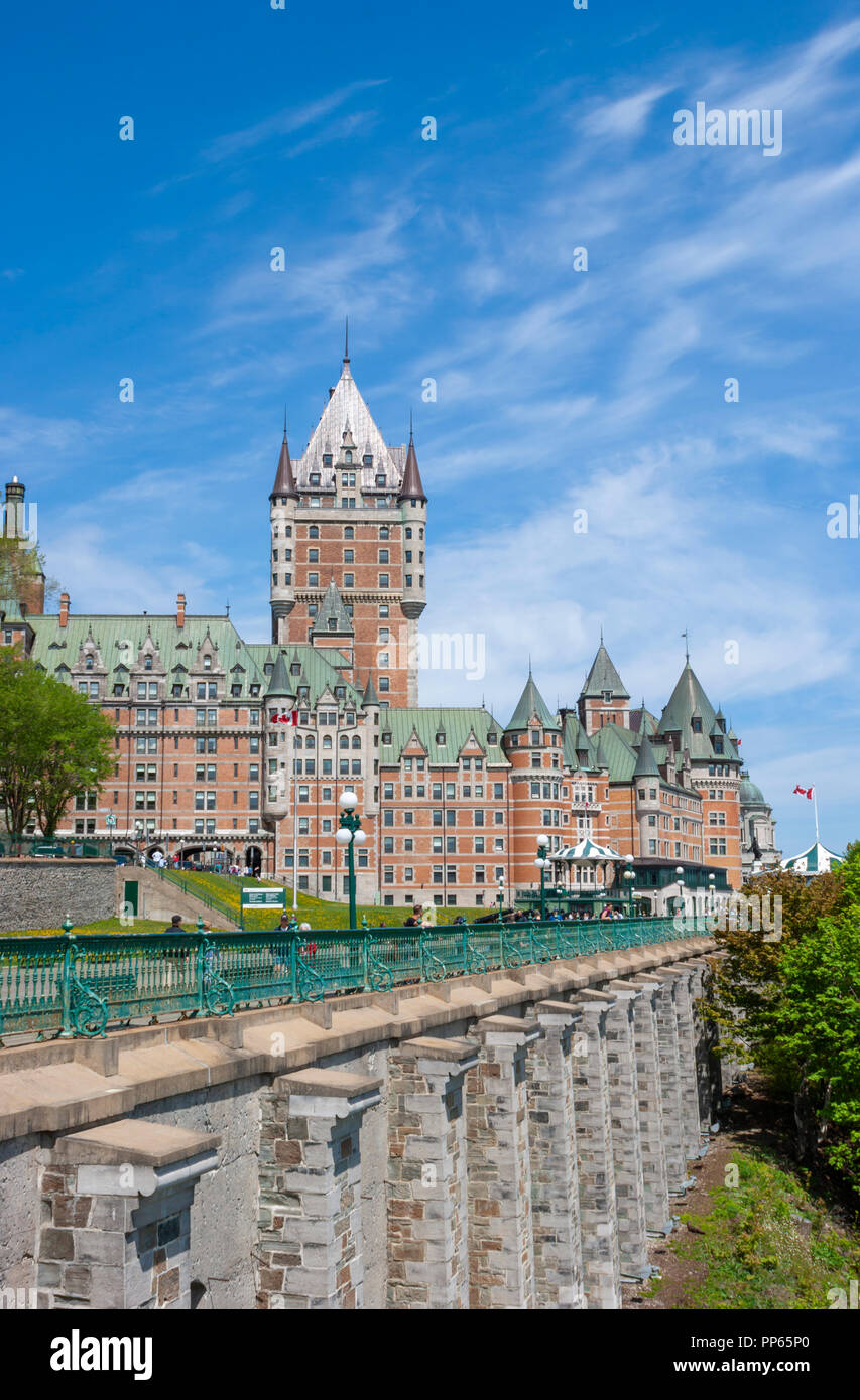 Hotel terrasse dufferin hi-res stock photography and images - Alamy