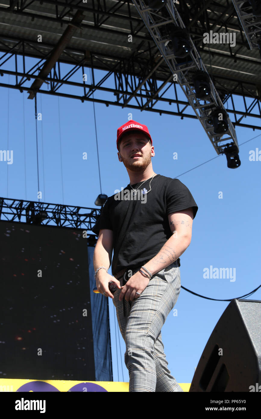 Andrew bazzi hi-res stock photography and images - Alamy