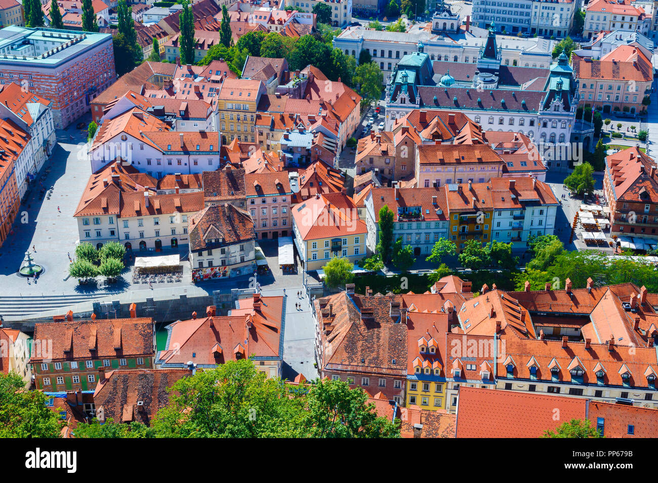 City sights tourist view hi-res stock photography and images - Alamy