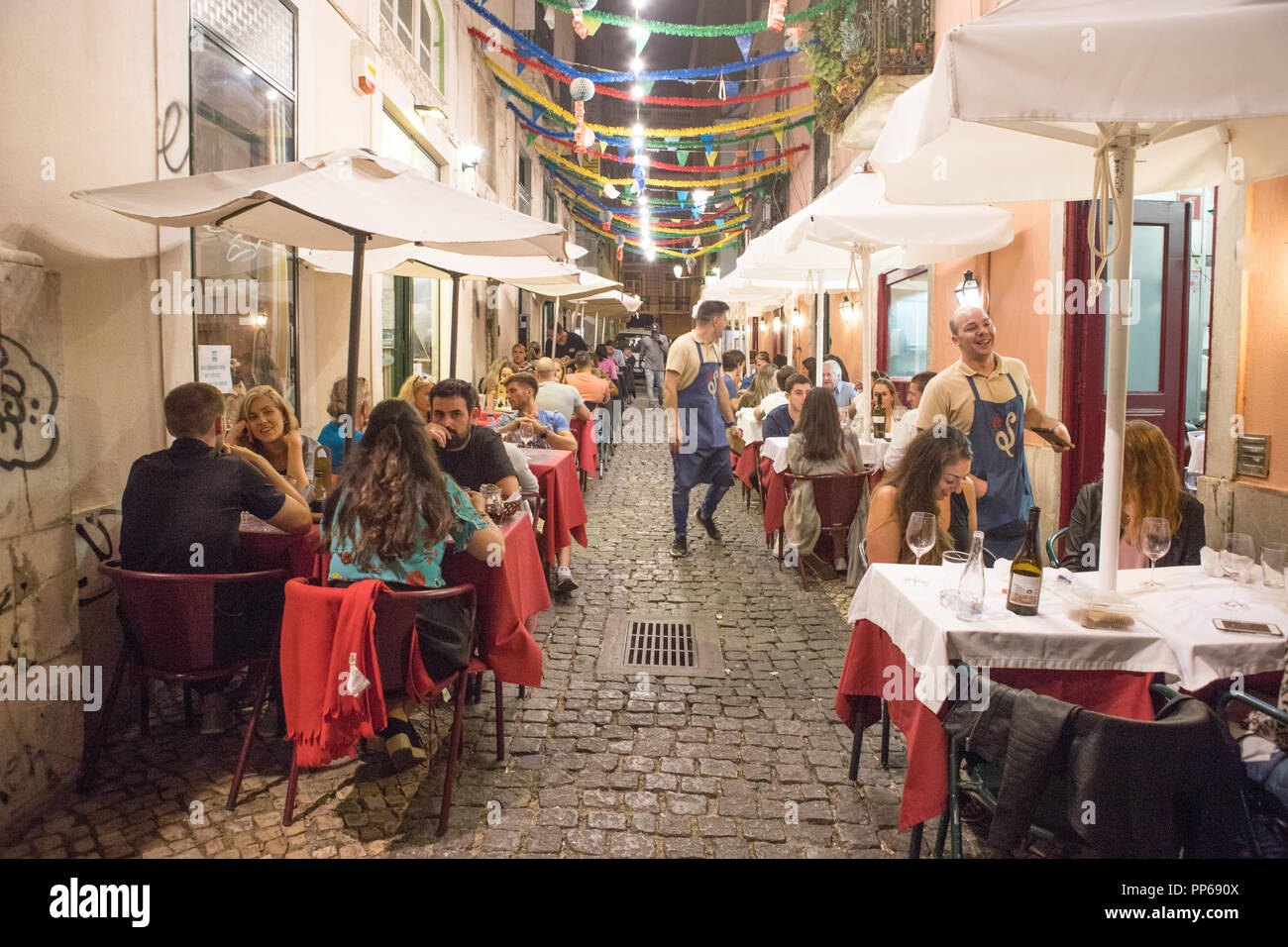 Lisbon restaurant hi-res stock photography and images - Alamy