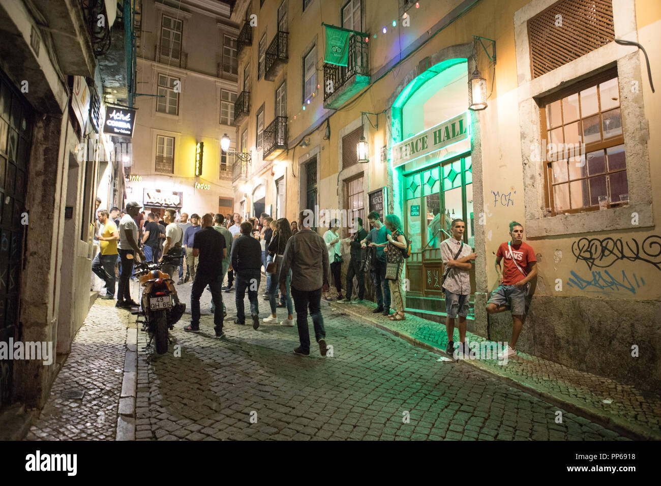 Lisbon party scene hi-res stock photography and images - Alamy