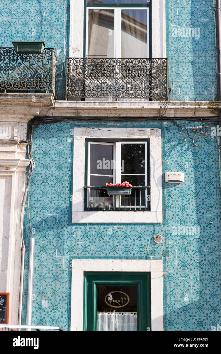 Lisbon edifice building, architecture Stock Photo - Alamy