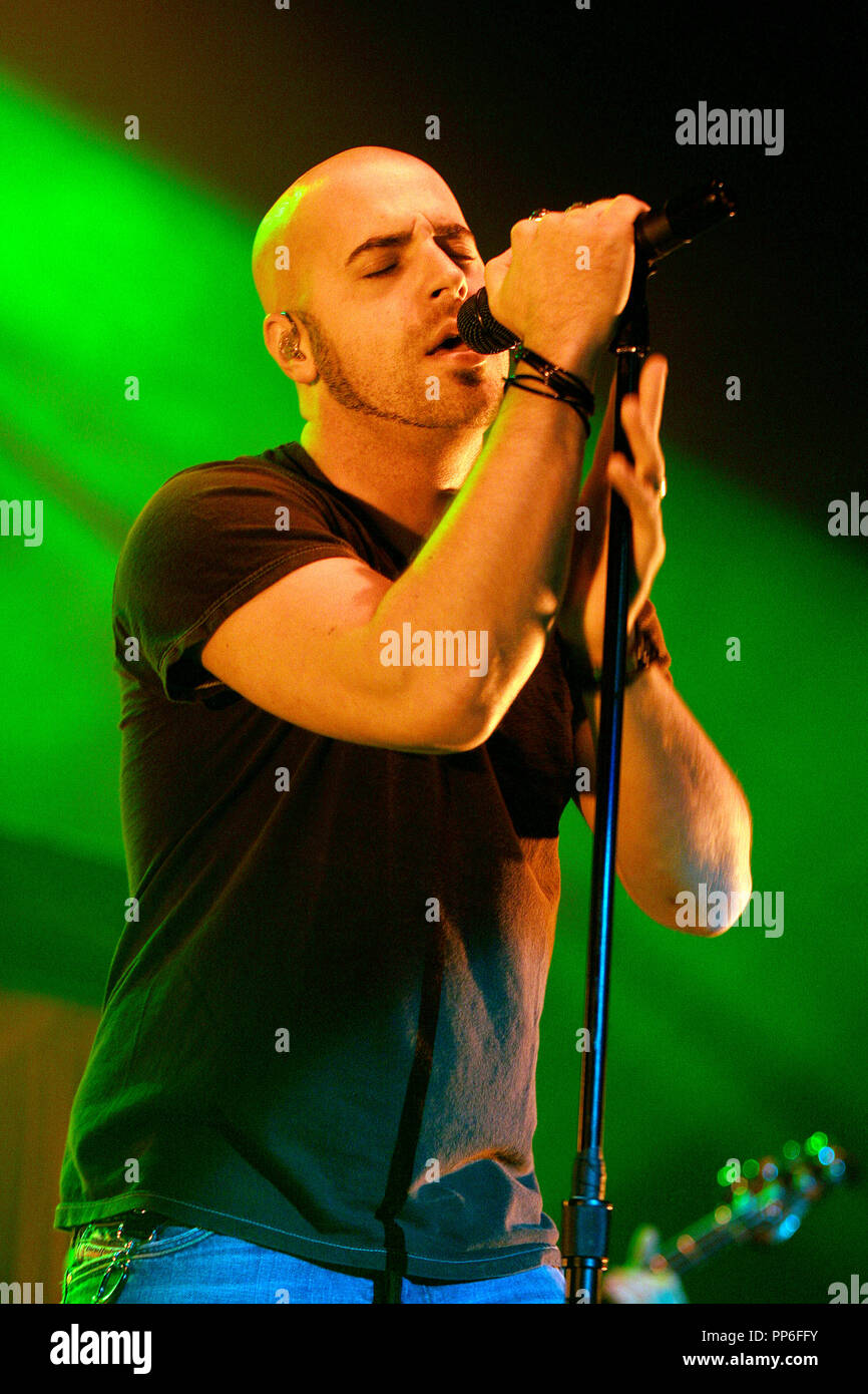 Chris daughtry hi-res stock photography and images - Alamy