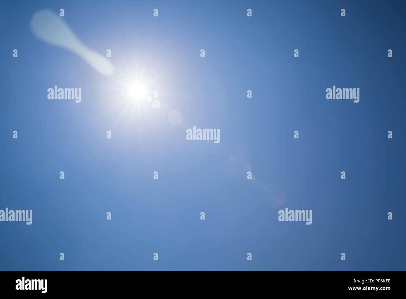 Lens flare effect hi-res stock photography and images - Alamy