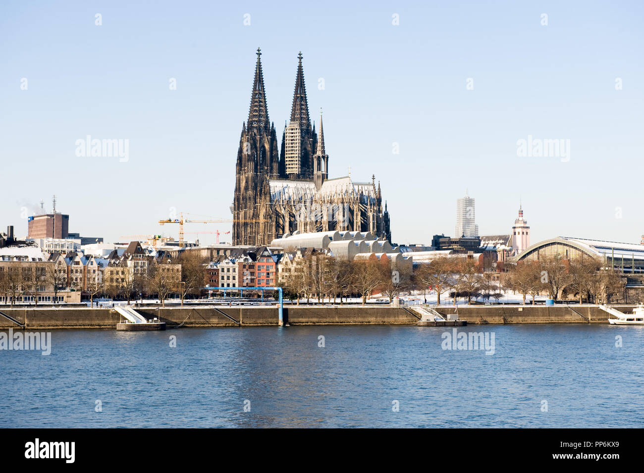 Cologne germany winter cathedral hi-res stock photography and images ...