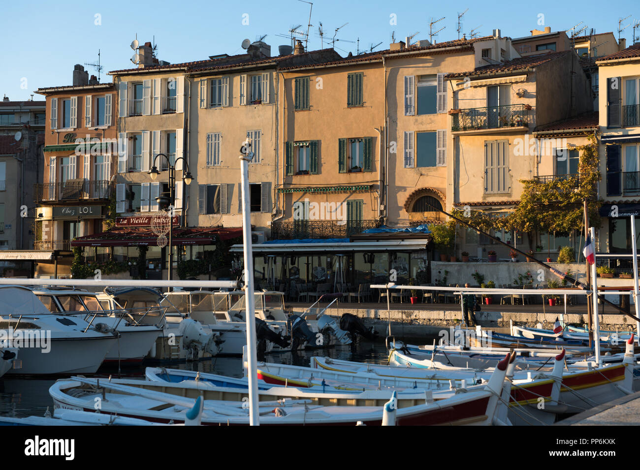 Marina cassis france hi-res stock photography and images - Alamy