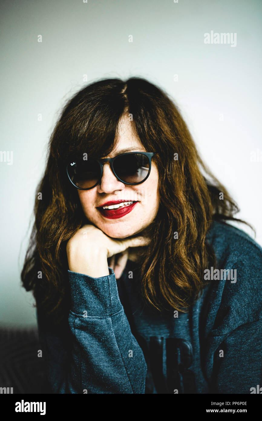 Shannon wright hi-res stock photography and images - Alamy