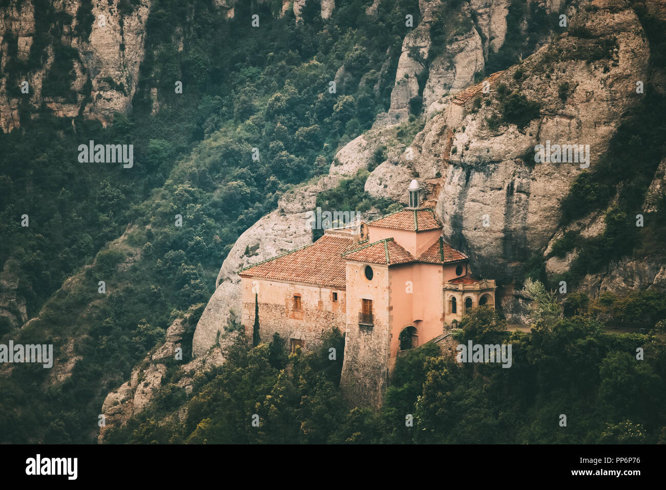 Monastery catalonia cliff hi-res stock photography and images - Alamy