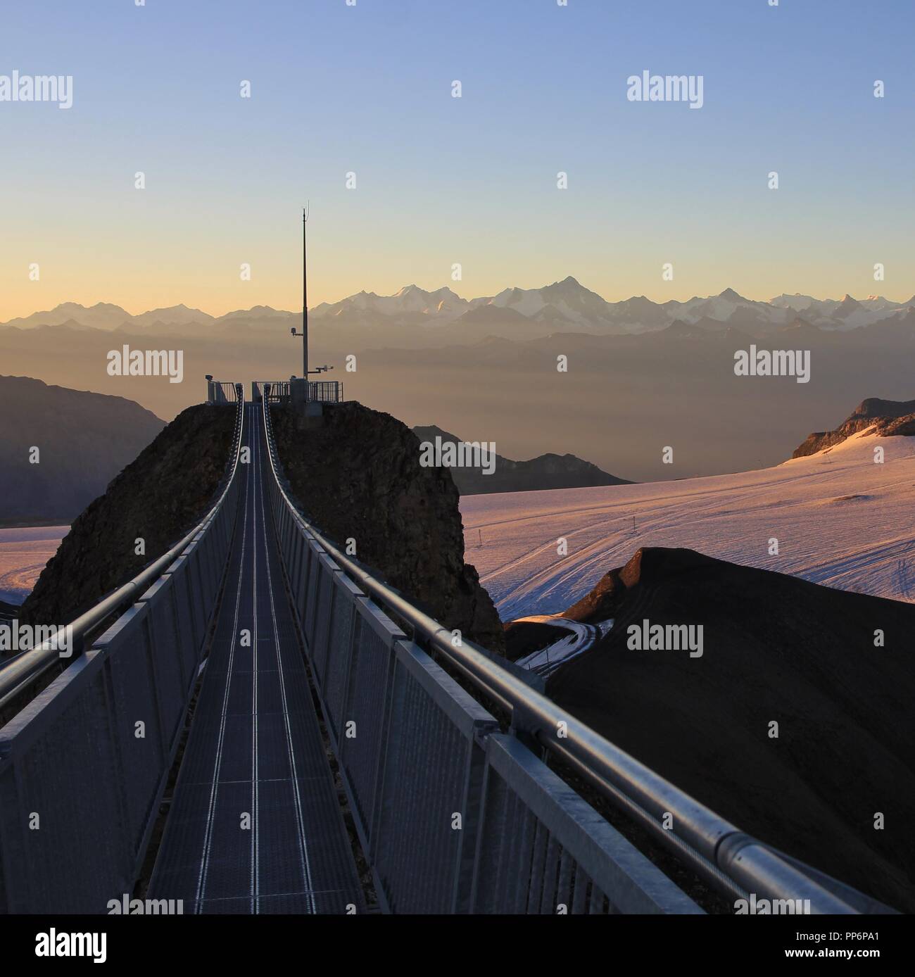 Glacier 3000 hi-res stock photography and images - Alamy