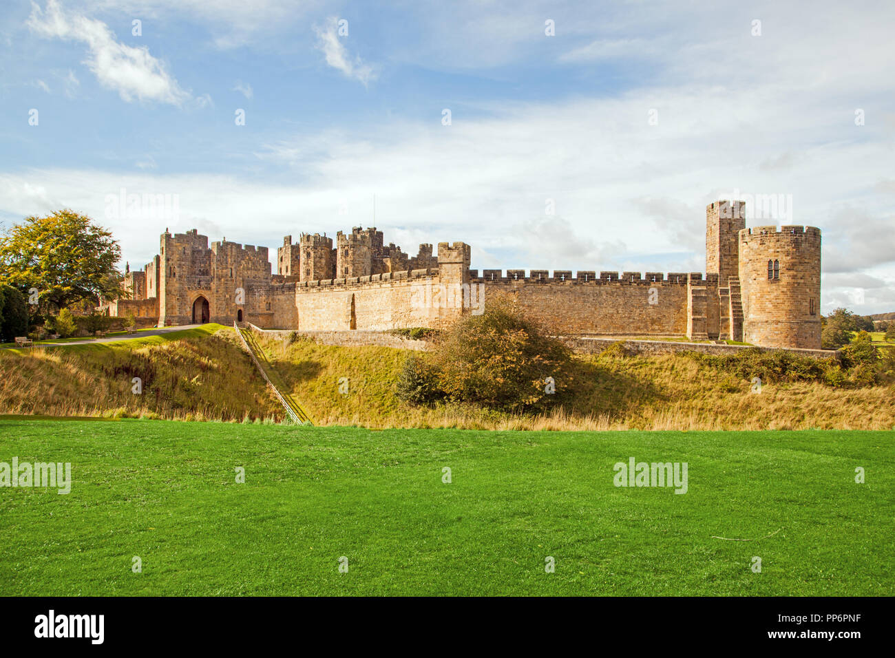 Alnwick castle and grounds seat of the Percy family and ancestral home ...