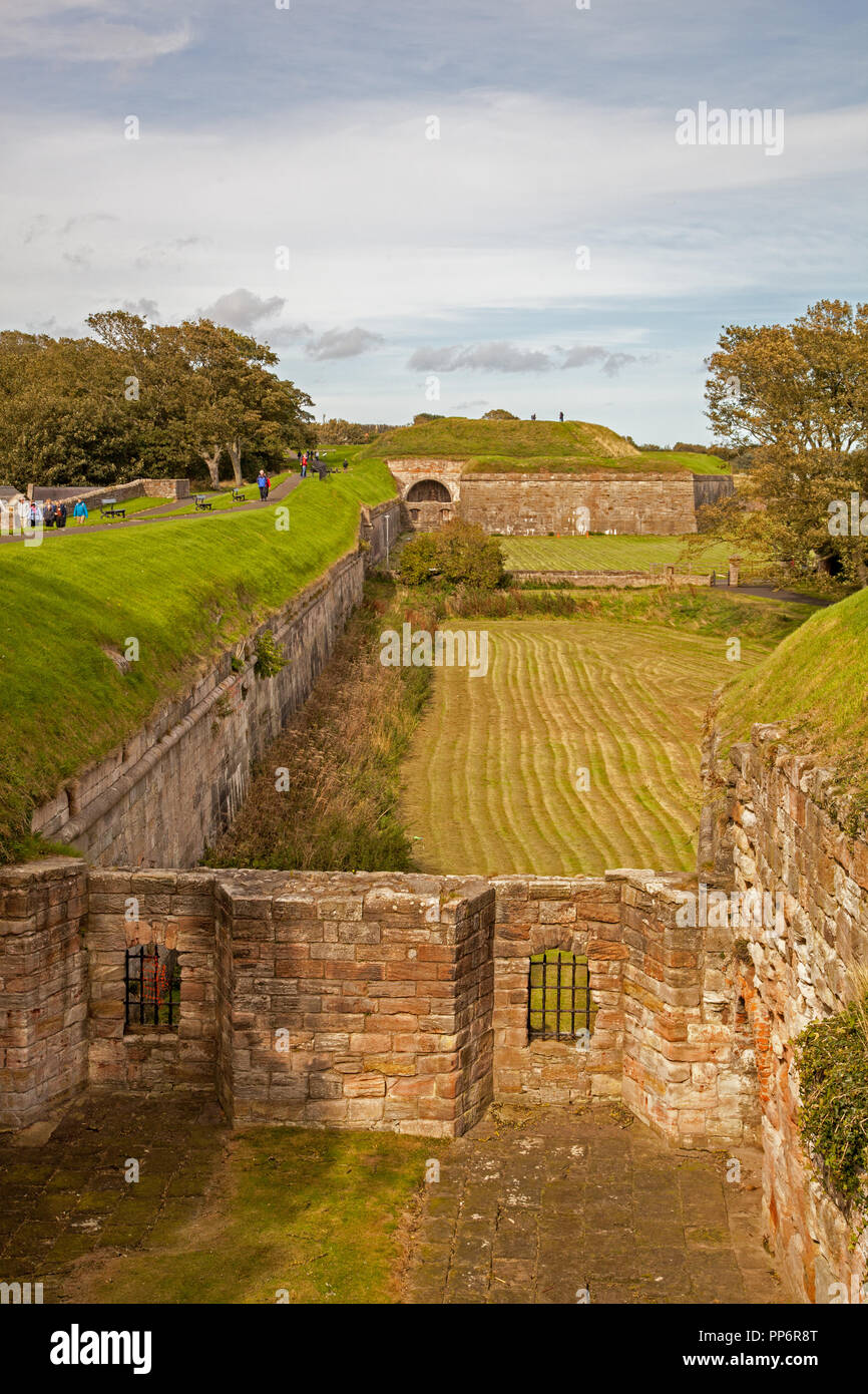 Berwick Northumberland Town Walls and fortifications were built by ...