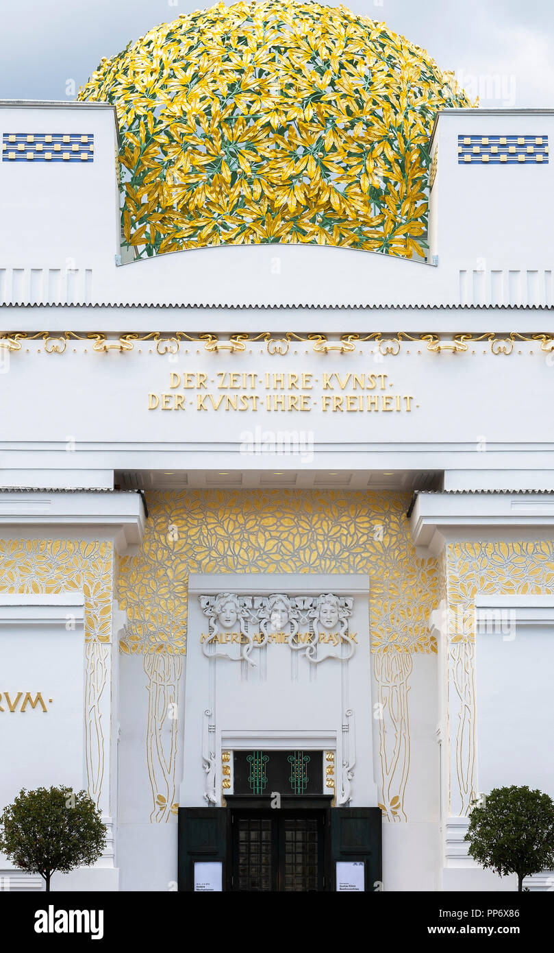 Klimt beethoven frieze hi-res stock photography and images - Alamy