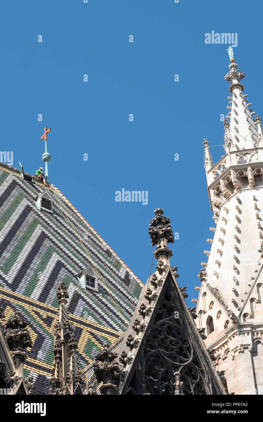 Donau City Tower The "Donau City Tower" of Dominique Perrault is with ...