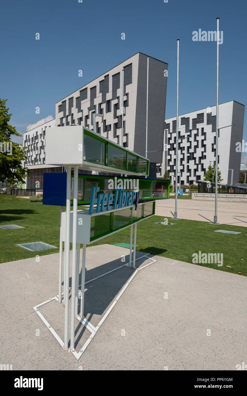 Vienna University of Economics and Business: The buildings of the ...