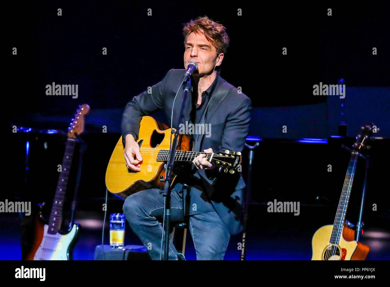 Rick Springfield and Richard Marx in Concert Stock Photo - Alamy